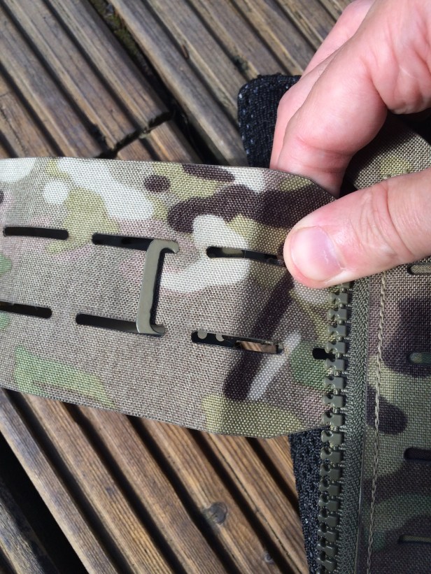 REVIEW: C2R FAST C2R-MOR Ultralite Plate Carrier – The Reptile House