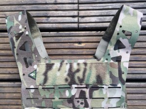 REVIEW: C2R FAST C2R-MOR Ultralite Plate Carrier – The Reptile House