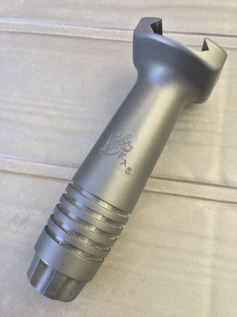 In The Wild: Tanodized CAG HK416D – Knights Armament 97098 Vertical ...