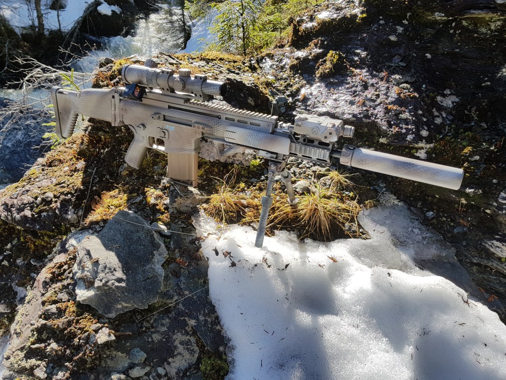 Trident-05’s SCAR-H Paint Job – The Reptile House