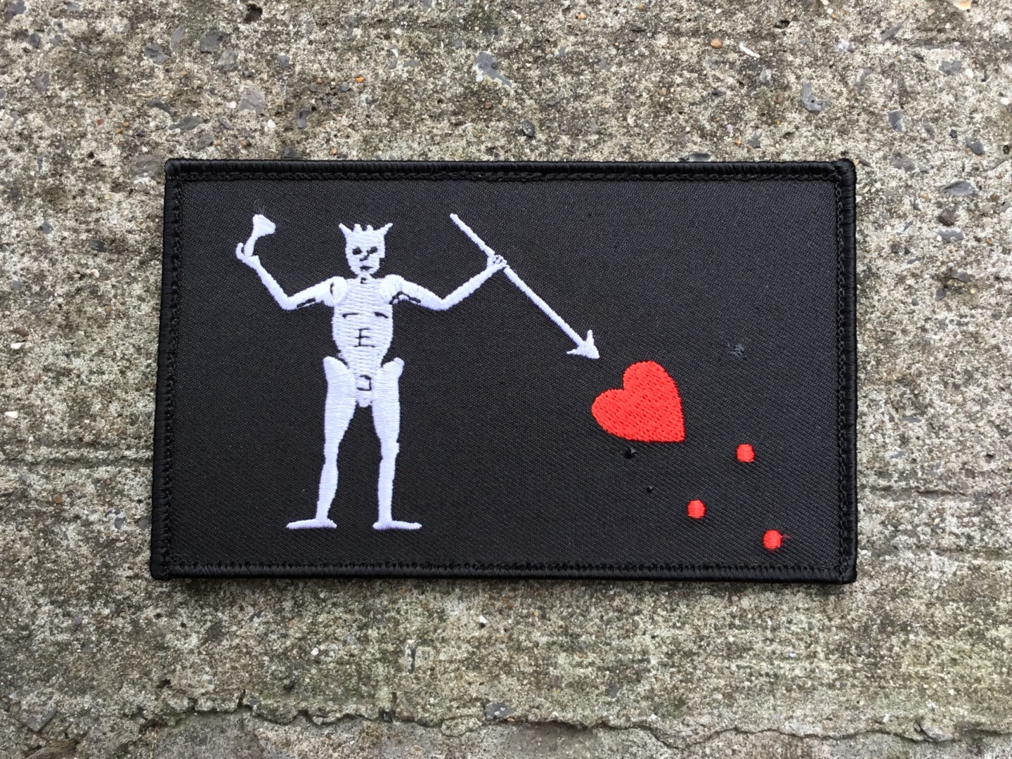In The Wild: UKSF Large Black Beard Patch – The Reptile House
