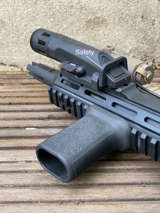 REVIEW: Inforce WMLx Gen 2 White/IR – The Reptile House