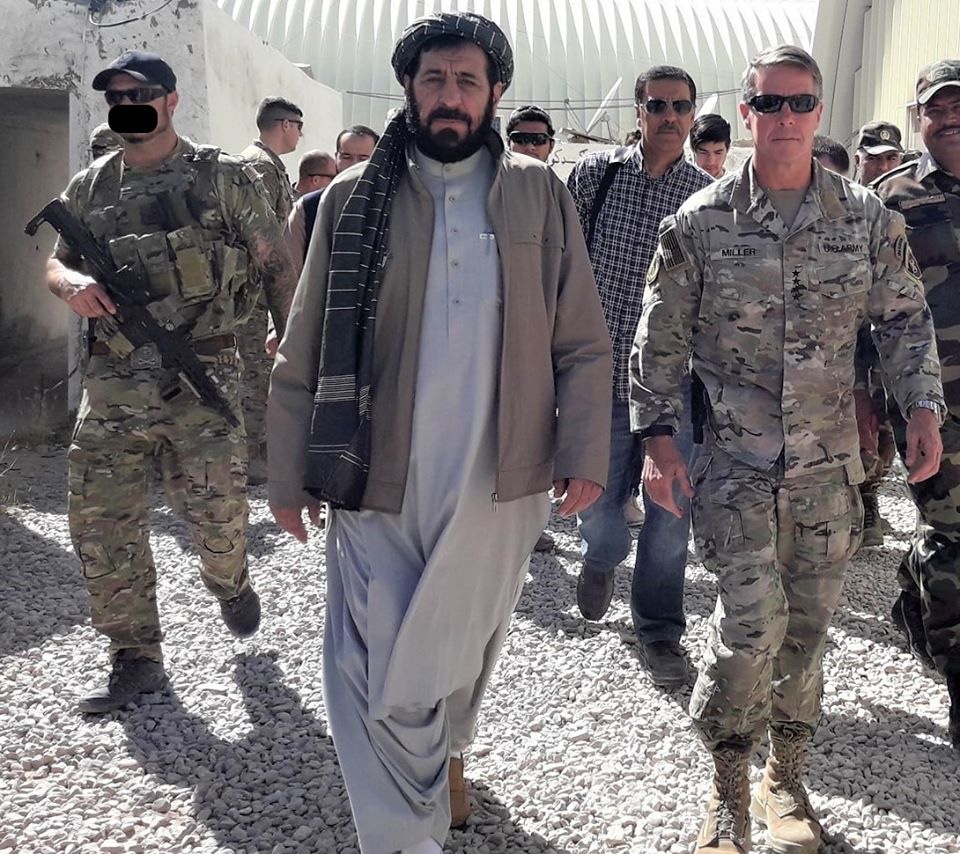 In The Wild: What A Modern DEVGRU Blaster Really Looks Like – Part 1 ...