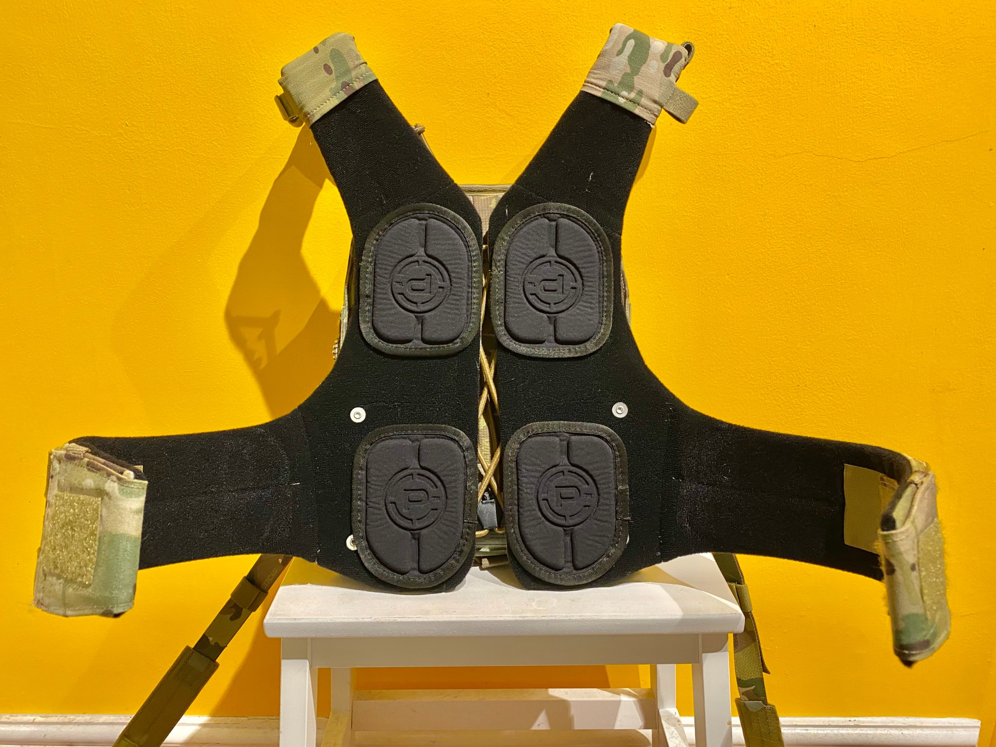 REVIEW: Crye Precision AVS: Adaptive Vest System Part 1 – Base ...