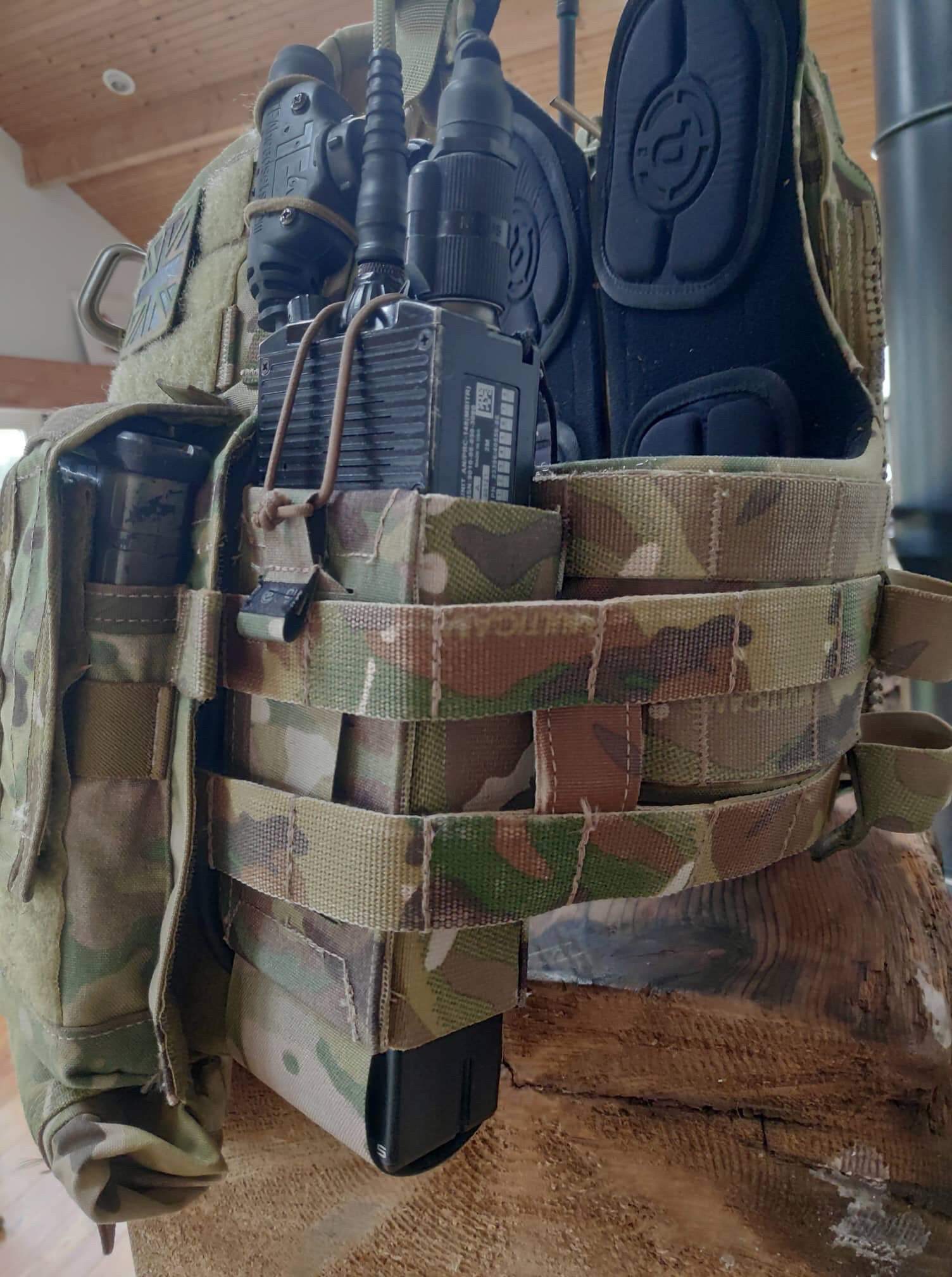 Crye Precision AVS MBITR radio pouch MC ②｜ホビー、カルチャー