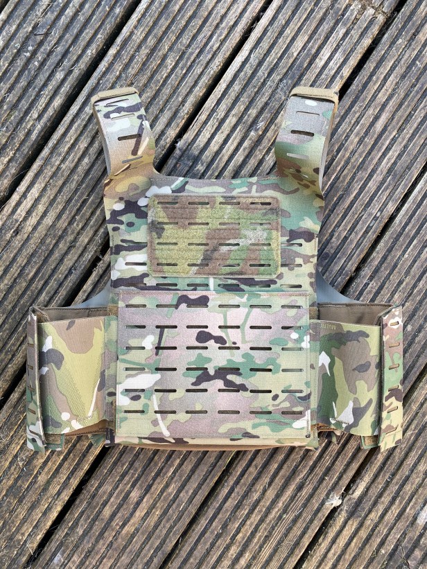 REVIEW: Blue Force Gear PLATEminus V4 – The Reptile House