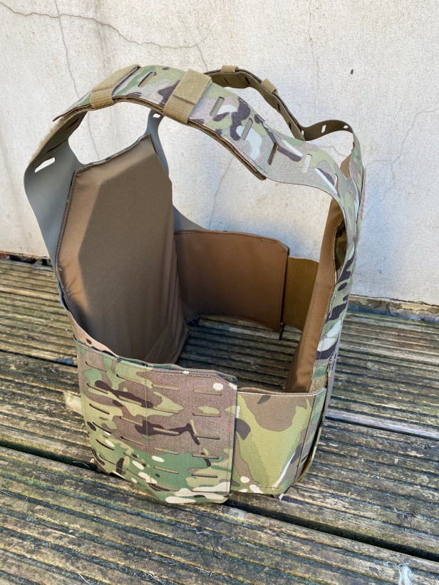 REVIEW: Blue Force Gear PLATEminus V4 – The Reptile House