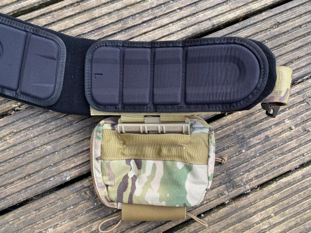 REVIEW: Shaw Concepts The RAID Pouch – The Reptile House