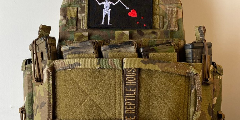 Plate Carriers – The Reptile House