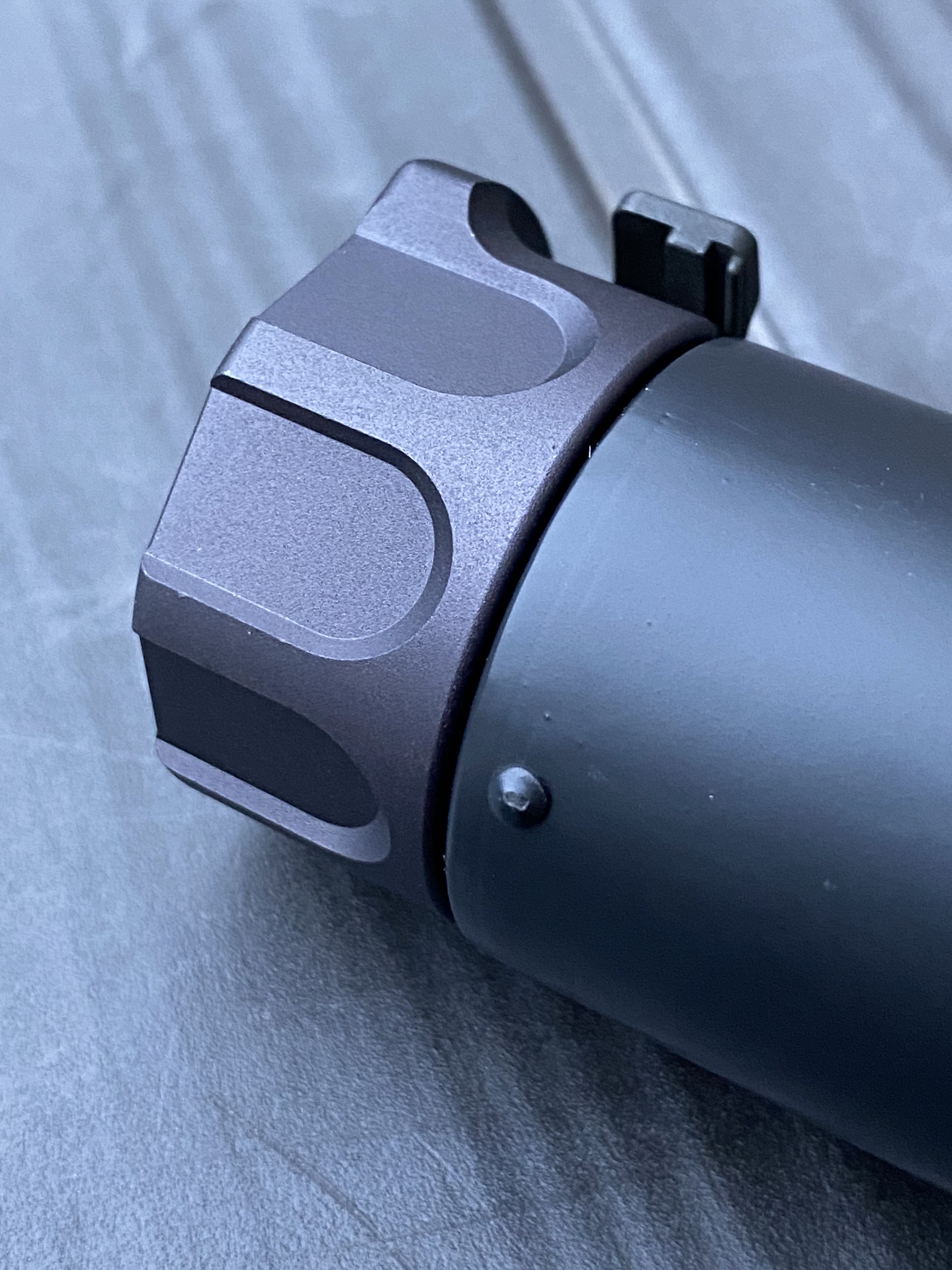 REVIEW: HAO Surefire FA556SA UKSF Suppressor Replica, Milsim Version ...