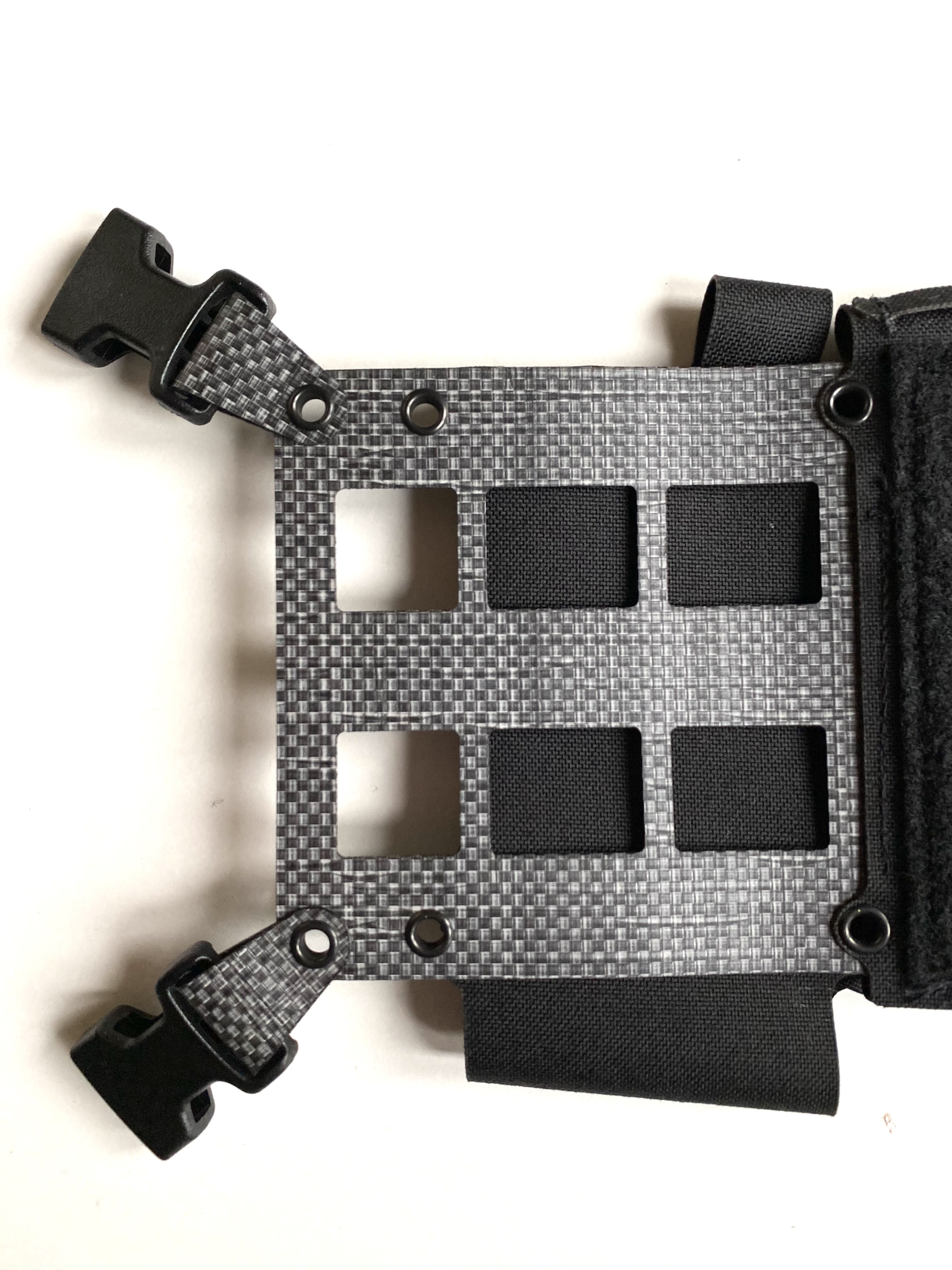Preview: Spiritus Systems The Thing 2 – Micro to Macro Chest Rig ...